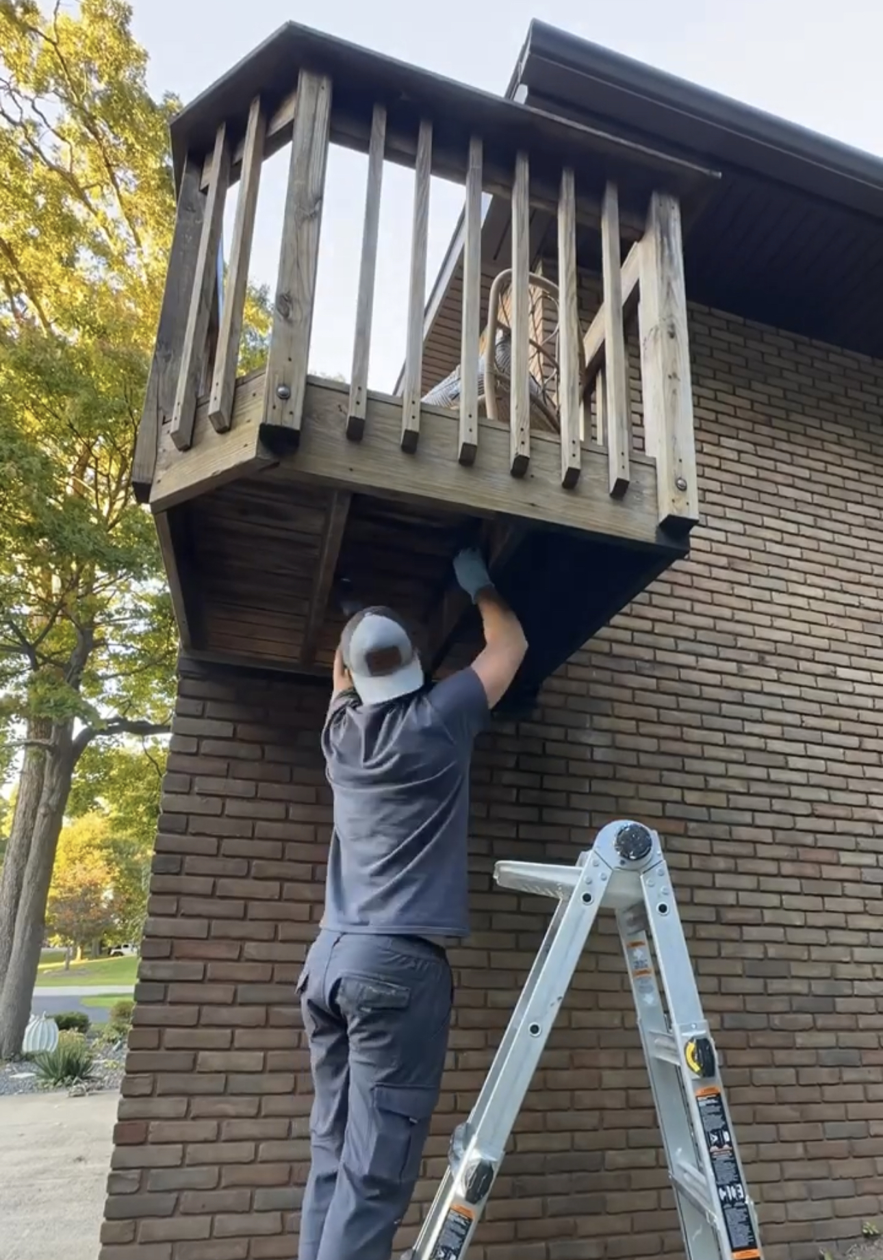 Wood Balcony Makeover - Newbuild Newlyweds