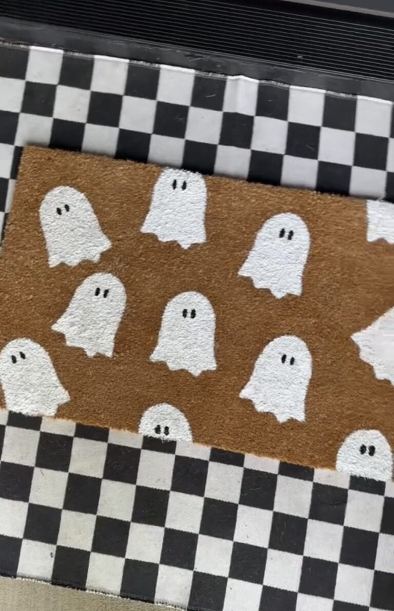 Easy & Inexpensive DIY Halloween Door Mat - Newbuild Newlyweds