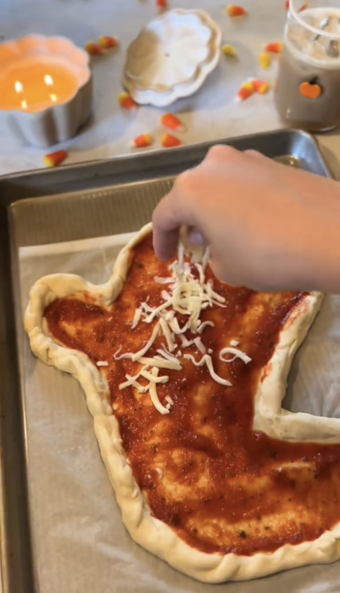 Date Night Idea: Fall Themed Homemade Pizzas - Newbuild Newlyweds