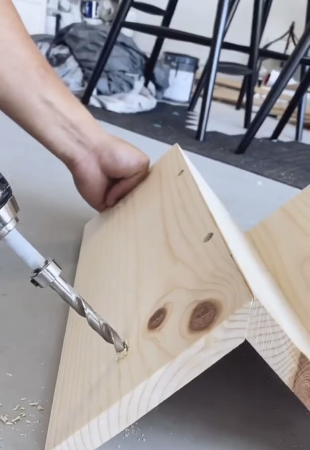 DIY Serena & Lily Teak Step Stool Dupe - Newbuild Newlyweds