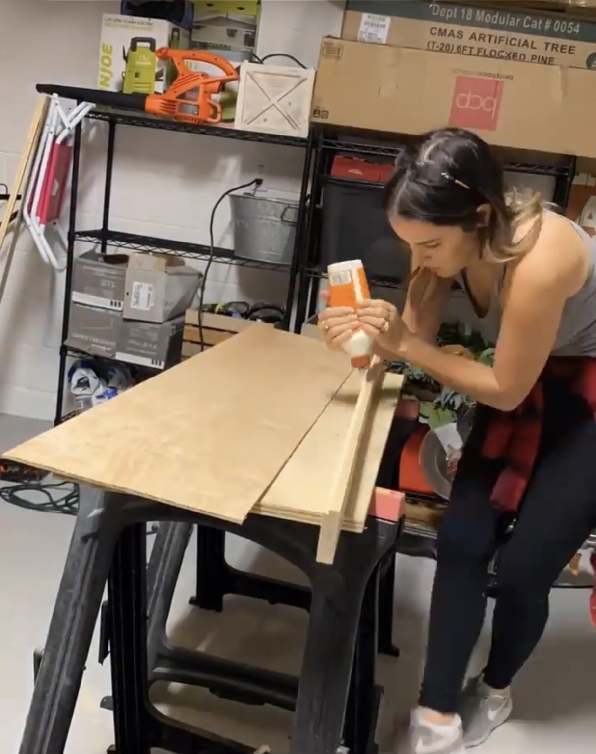 DIY Faux Wood Wire Shelf Covers - Newbuild Newlyweds